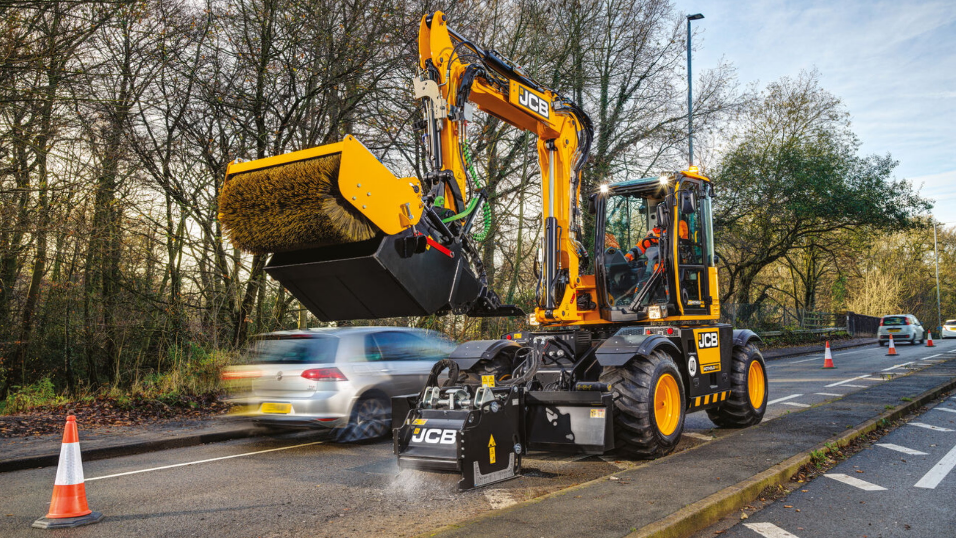 JCB’s New Machine Can Fix Potholes in Under 10 Minutes, Would Still ...