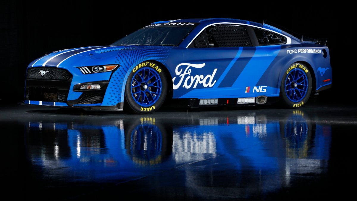 How NASCAR’s Next-Gen Ford Mustang Compares to Its Australian Supercar ...