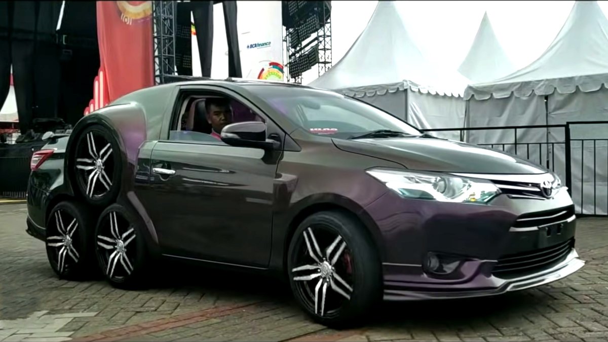 Glorious 8-Wheeler Toyota Subcompact Defies All Reason