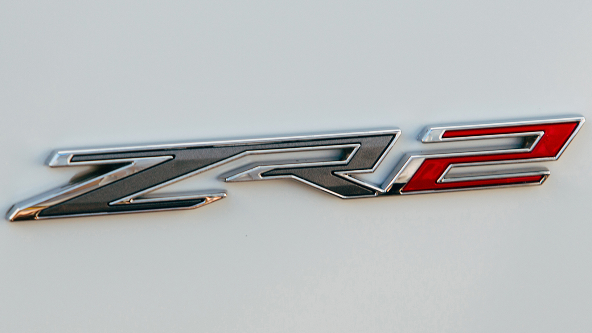 A Full-Size Chevy Silverado ZR2 Off-Road Truck Is Coming This Fall