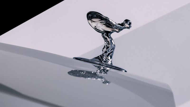 Rolls-Royce Shoots for the Stars With New Wraith Luminary Collection