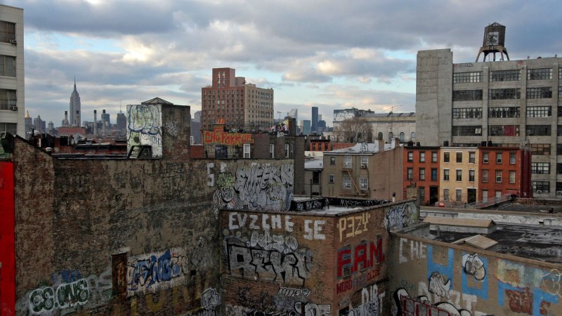 El Chapo or Sean Penn: Who Has the Better Garage?