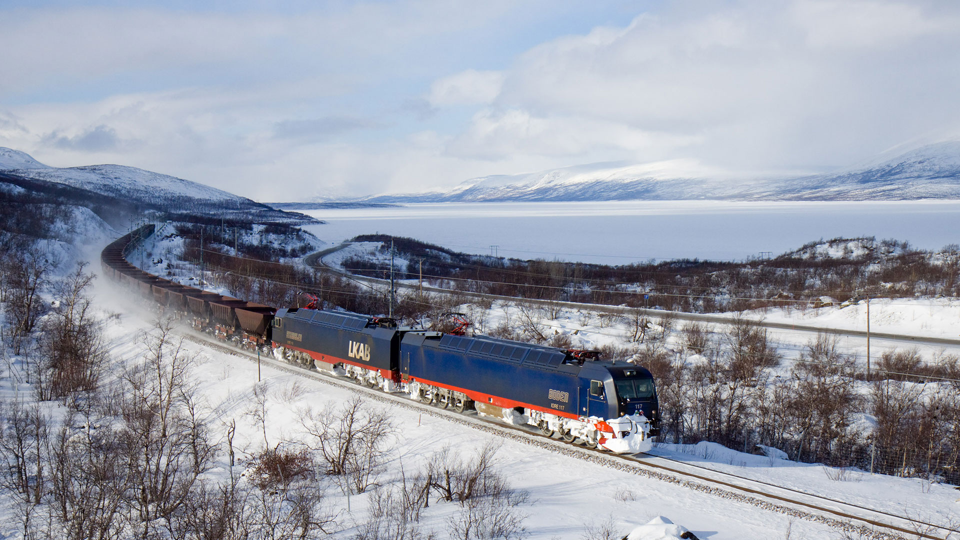 The 9 Most Powerful Locomotives in the World