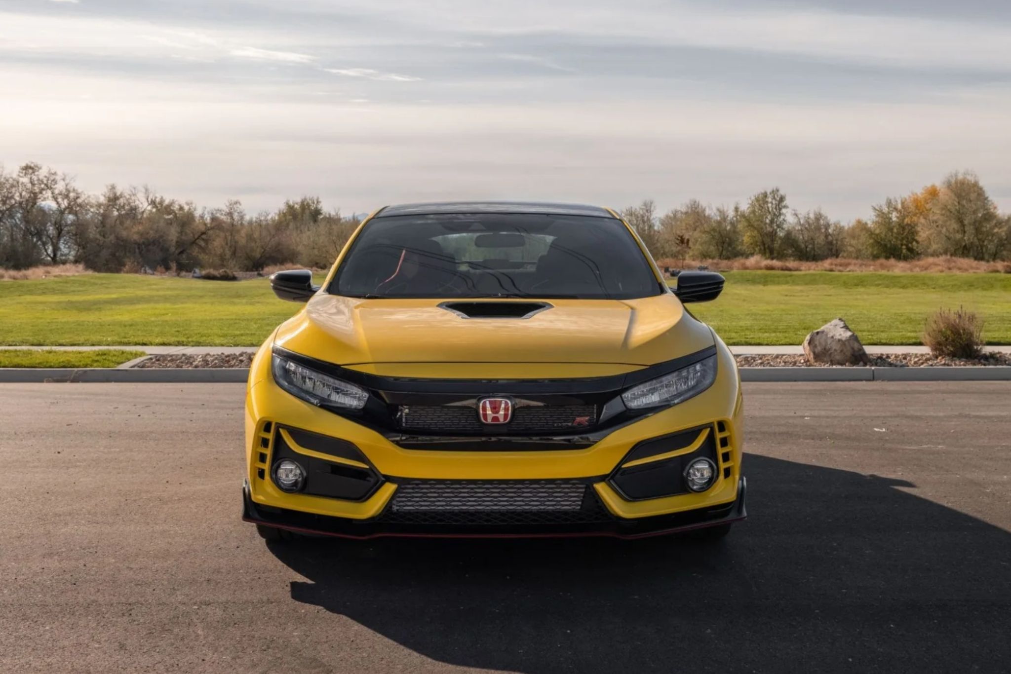 A 16-Mile 2021 Honda Civic Type R Limited Edition Just Sold for $102K
