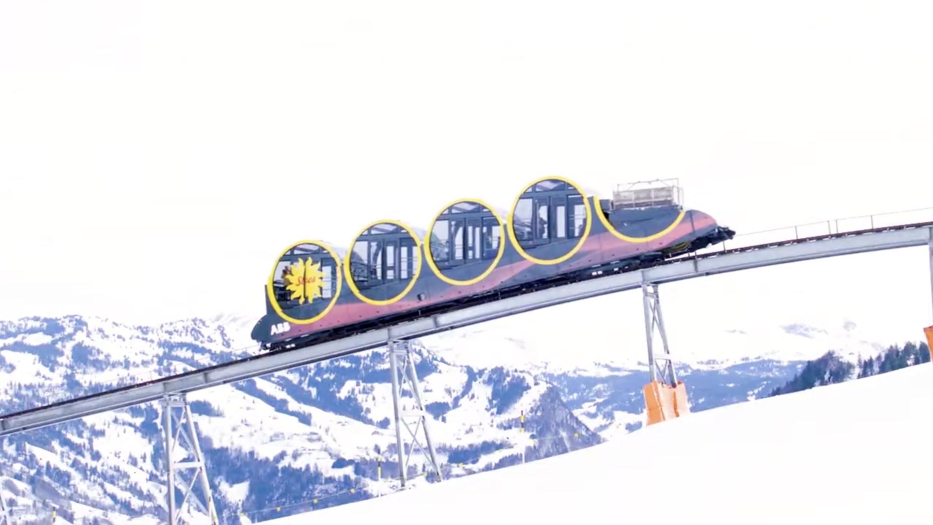 How the 'Stoosbahn' Railway Climbs a Mountain as Steep as 47.7 Degrees