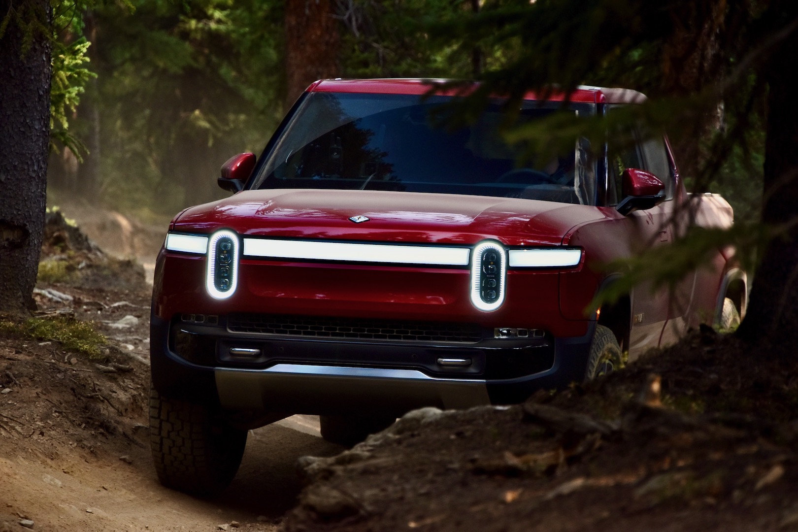 Rivian R1T and R1S Lack Heat Pumps, Could Reduce Cold-Weather Range ...